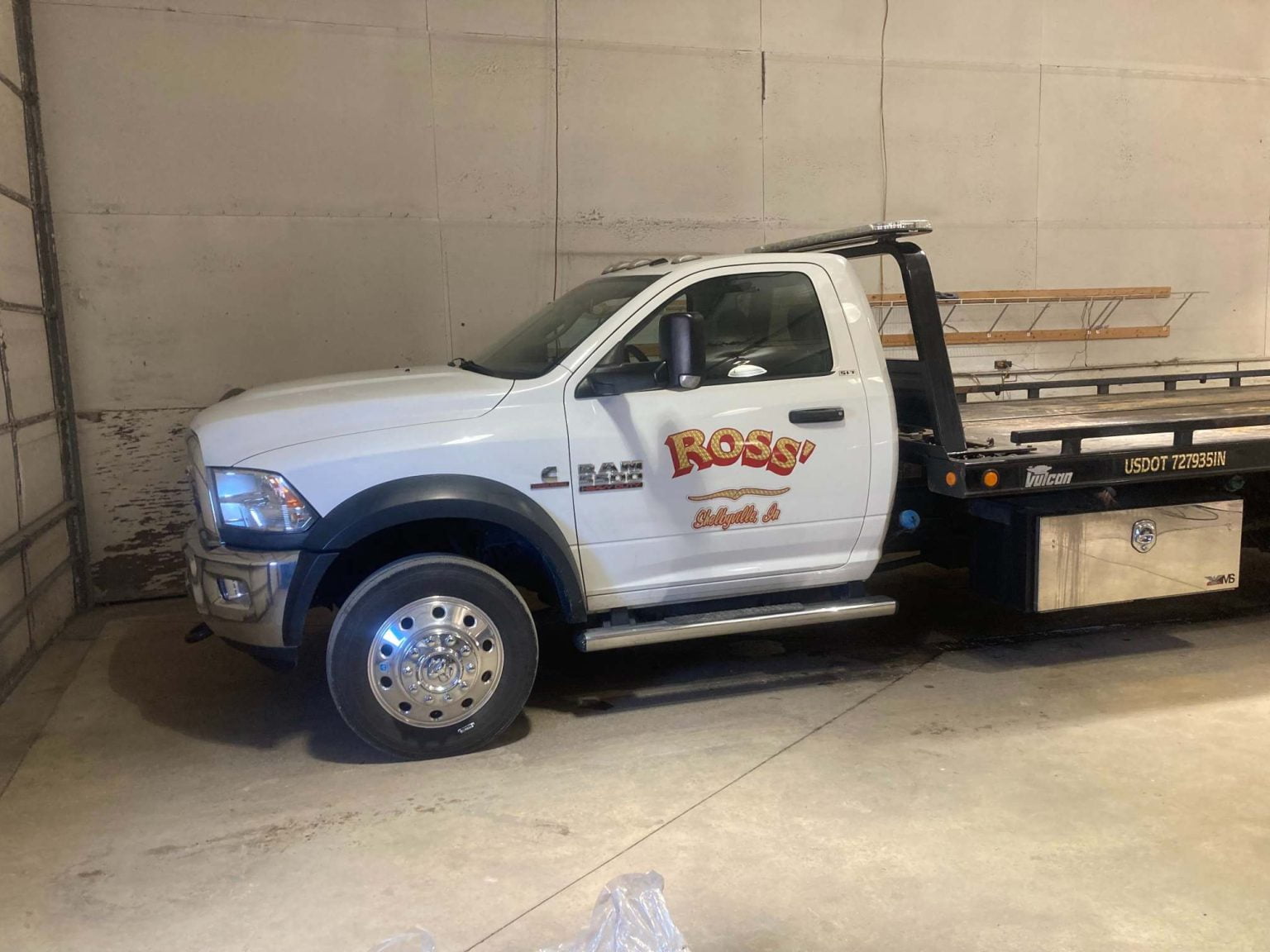 24-Hour Wrecker Services Shelbyville | Shelbyville, IN | Ross' Wrecker ...