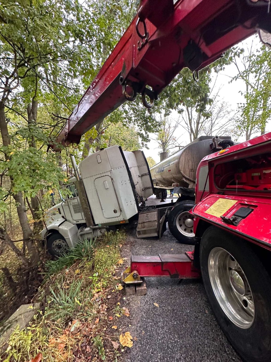 24-Hour Wrecker Services Shelbyville | Shelbyville, IN | Ross' Wrecker ...